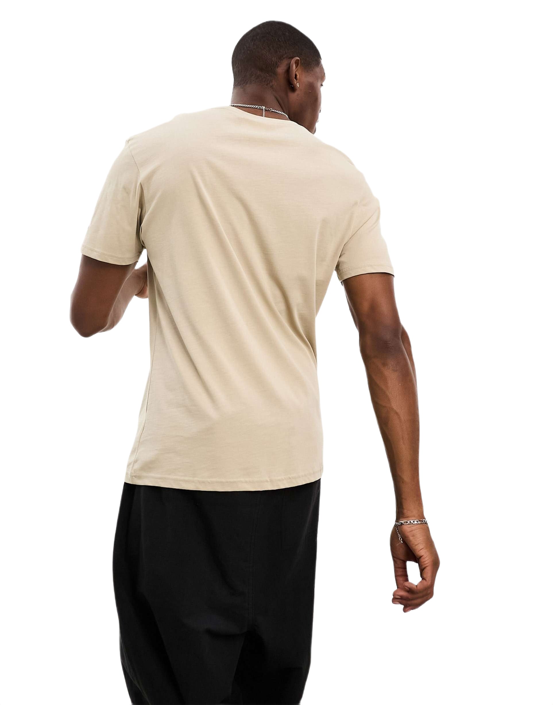 Columbia Men Beige CSC Basic Logo Tshirt – Adventuras India